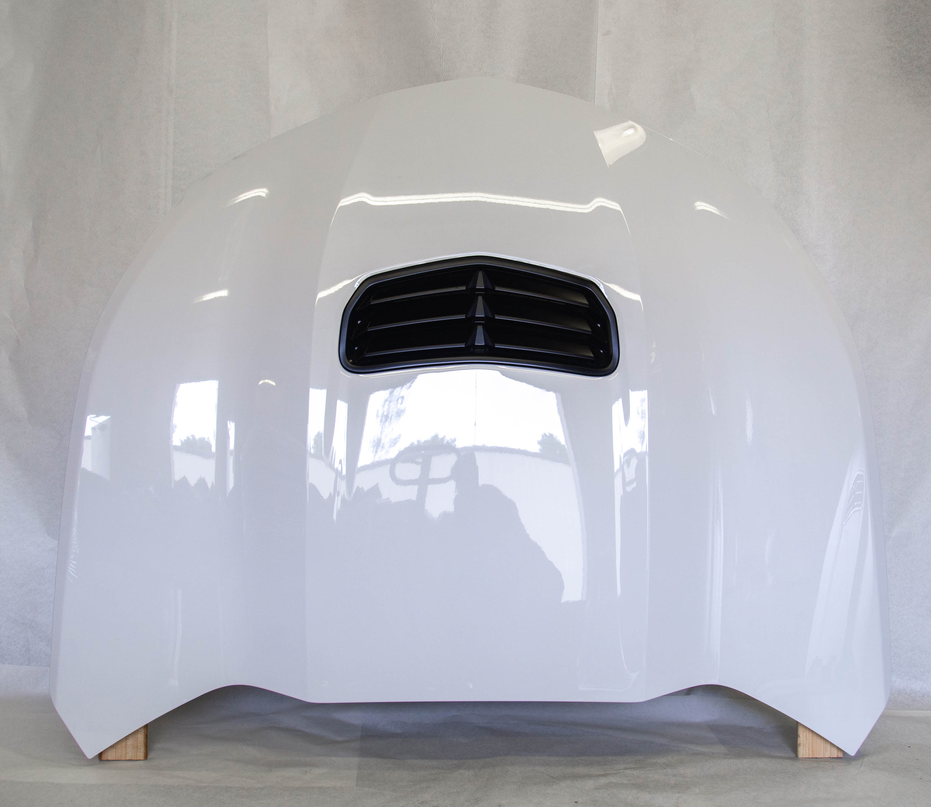 Take-Off Hood for 2016-2024 Summit White – specialtyvehicleperformance
